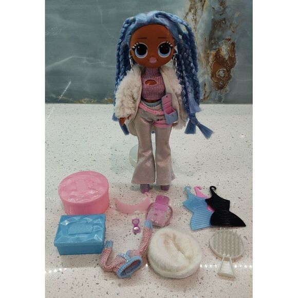 Toys | Lol Surprise Omg Winter Disco Snowlicious Blue Hair Fashion Doll ...